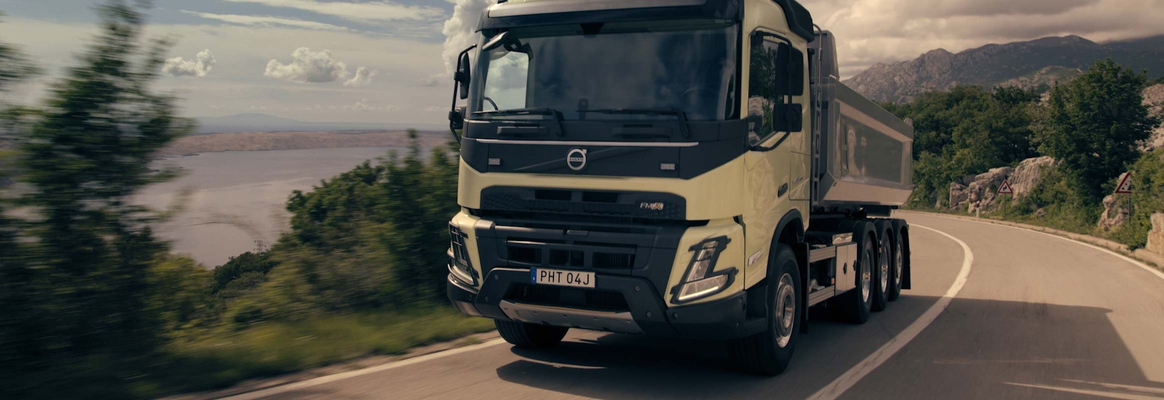 Explore el exterior del Volvo FMX | Volvo Trucks